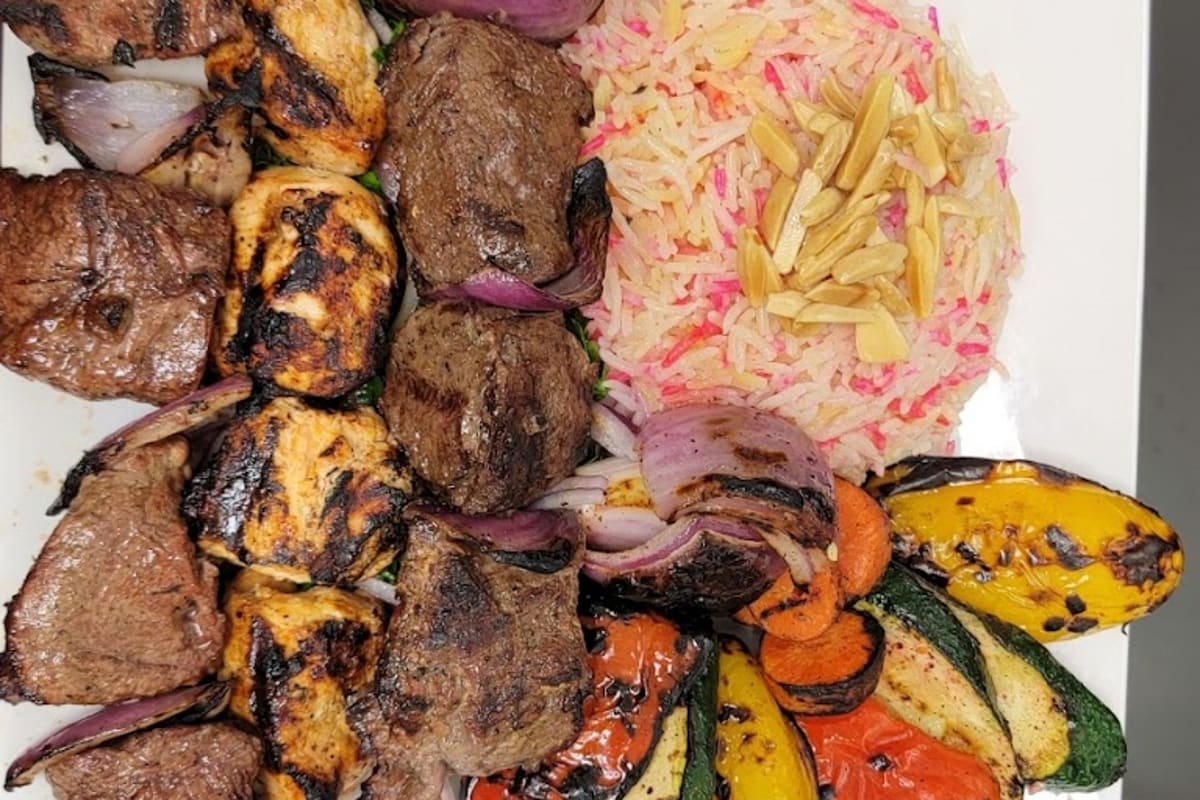 Zesty Gyros Delivery Menu | Order Online | 1971 E Beltline Ave NE Grand ...