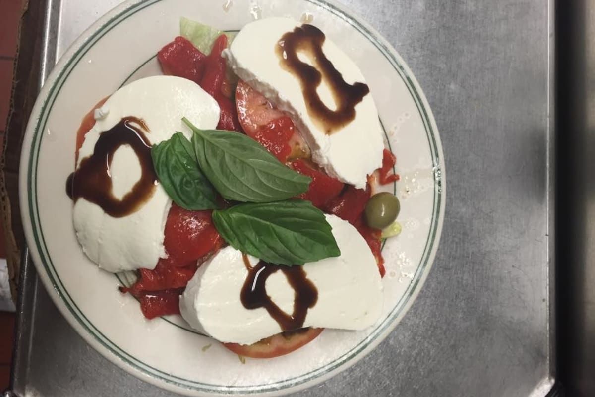 La Pizzetta Delivery Menu | Order Online | 1008 Oyster Bay Rd East ...