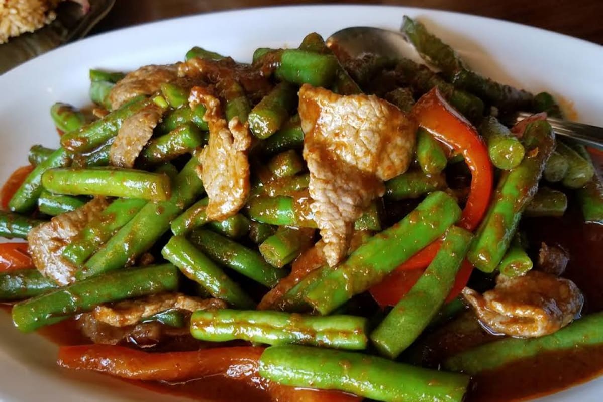 Chiang Rai Thai Street Food Delivery Menu | Order Online | 3832 E ...