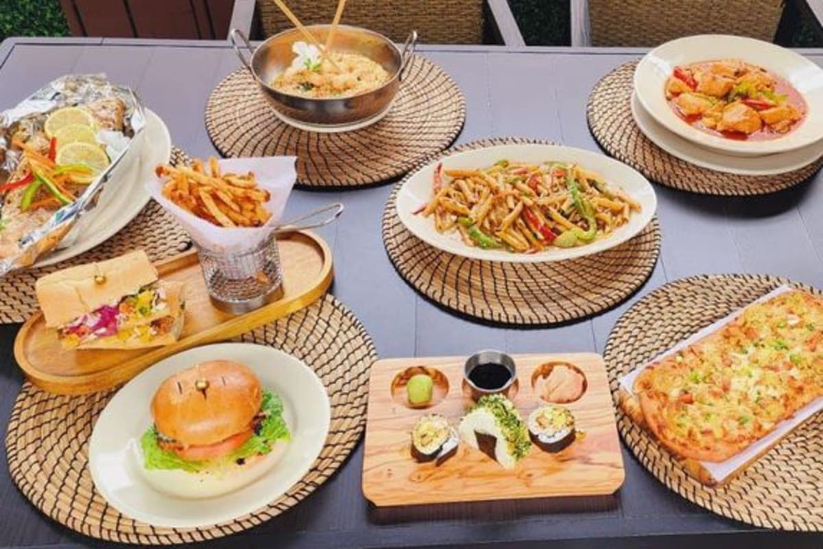 Footprints Cafe Nostrand - Brooklyn, NY Restaurant | Menu + Delivery ...