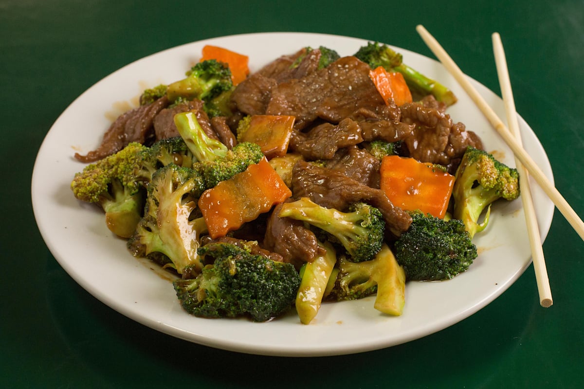 Egg Roll Yeh's Delivery Menu | Order Online | 10518 E Northwest Hwy Ste ...