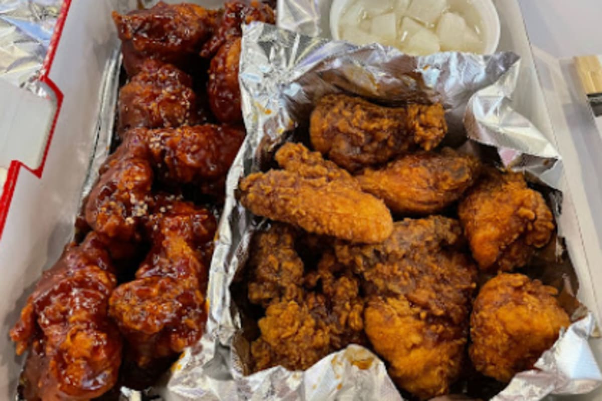 Toreore Chicken Chicago Delivery Menu | Order Online | 711 W Jackson ...