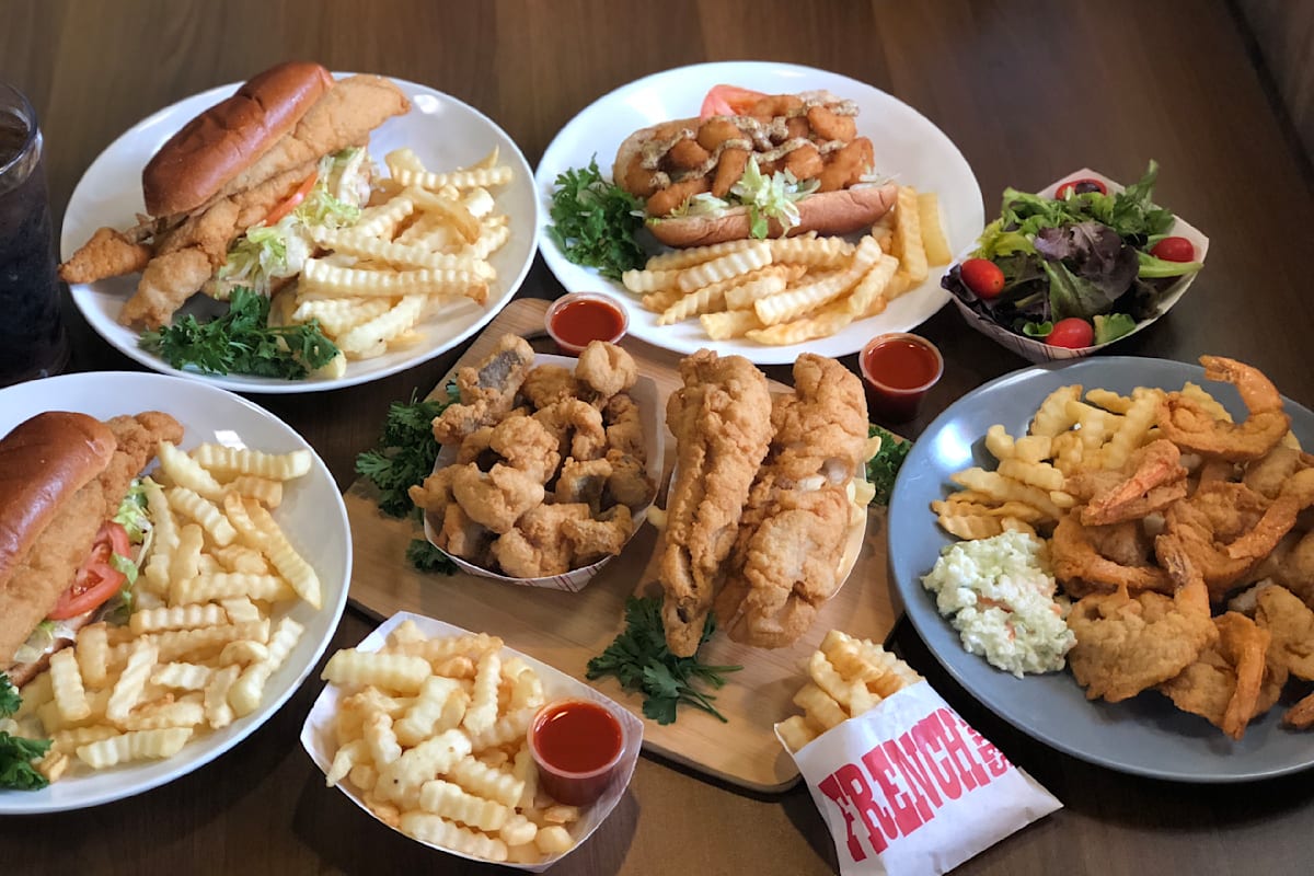 Docks Great Fish - Chicago, IL Restaurant | Menu + Delivery | Seamless