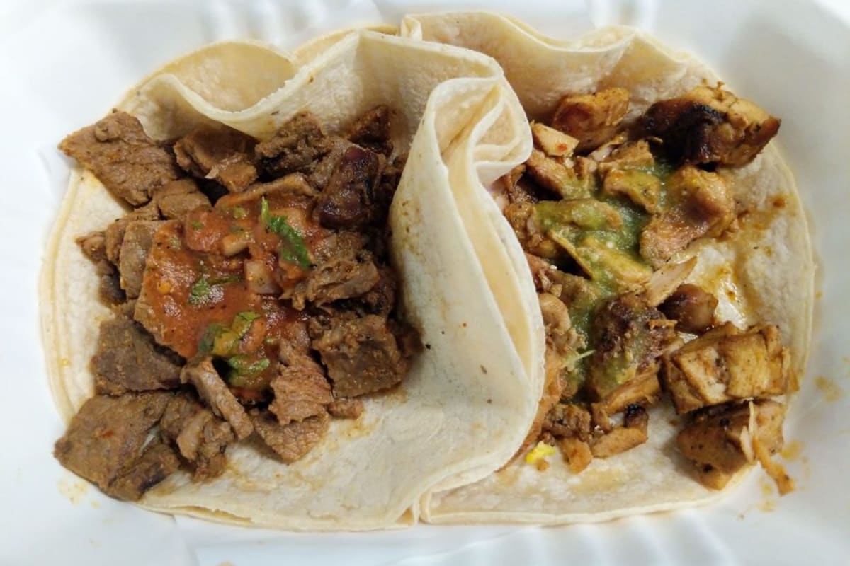 Una Mas Mexican Grill - San Francisco, CA Restaurant | Menu + Delivery ...