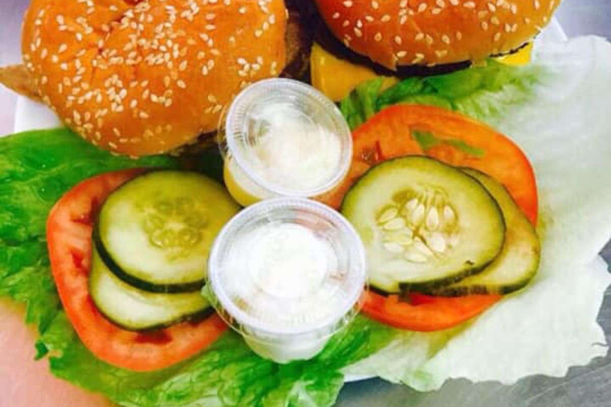 Brayz Hamburgers Delivery Menu | Order Online | 22941 Dequindre Rd ...