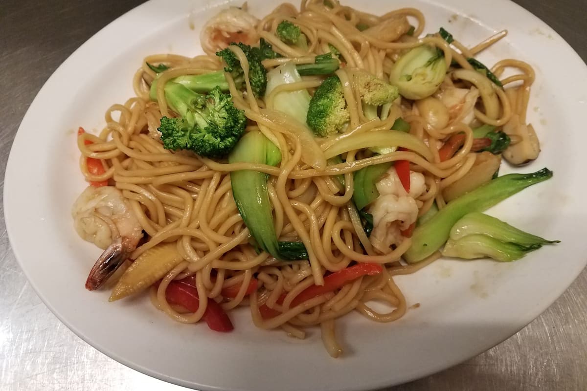 Thai Pan Traditional Thai Cuisine Delivery Menu | Order Online | 4085 E ...