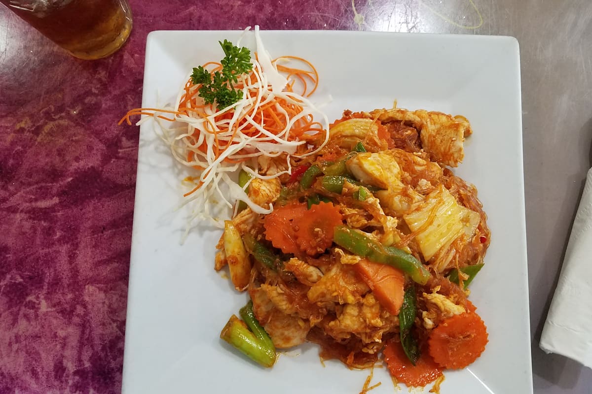 Talay Thai Restaurant Delivery Menu | Order Online | 406 1st St SE ...