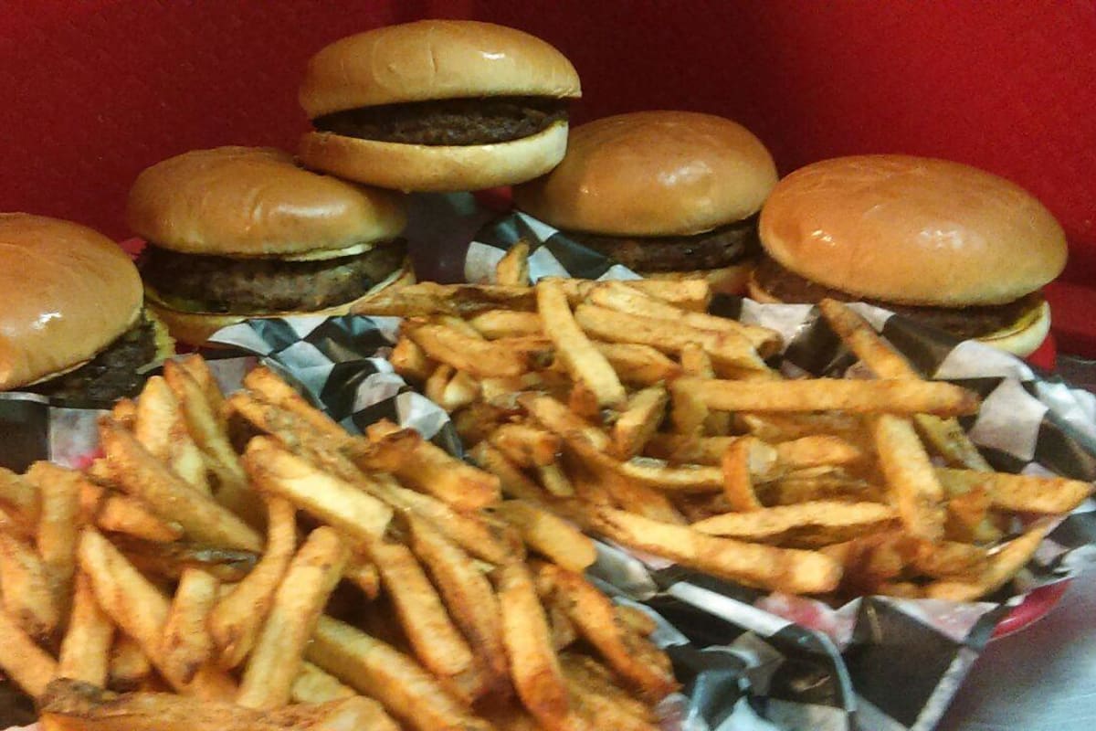 Bionic Burger - Wichita, KS Restaurant | Menu + Delivery | Seamless