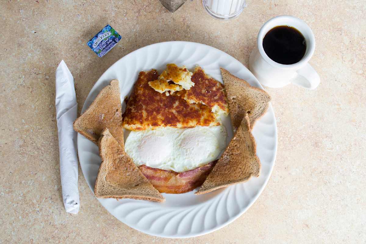 Red Plate Diner - Wernersville, PA Restaurant | Menu + Delivery | Seamless