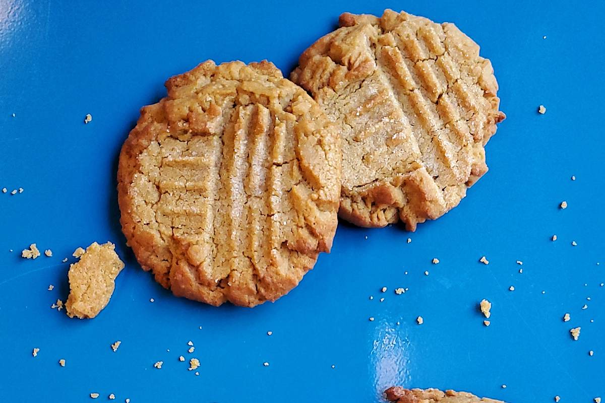 Captain Cookie and the Milkman Delivery Menu | Order Online | 2200 ...