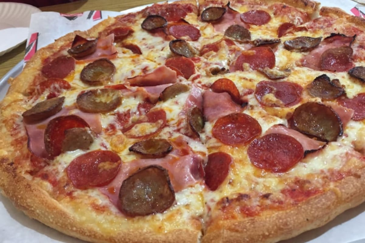 University Pizza - Framingham, MA Restaurant | Menu + Delivery | Seamless