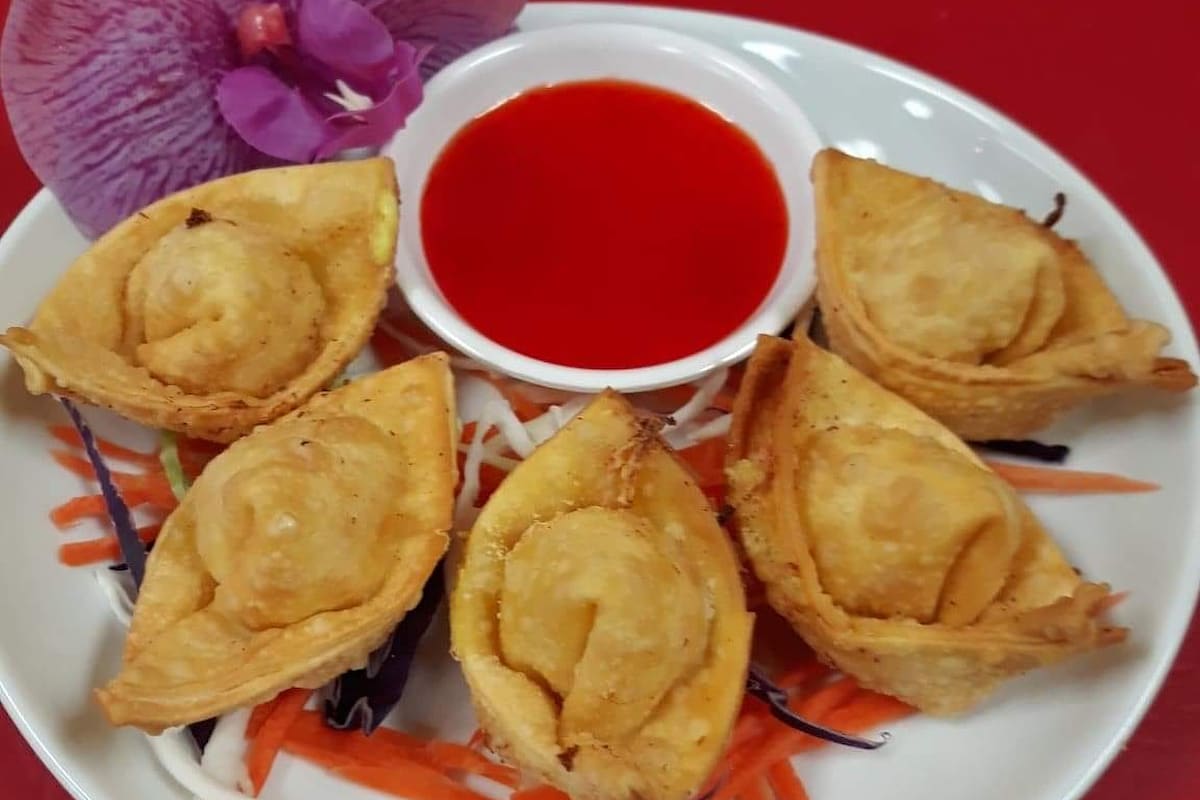 Snay Thai - Eustis, FL Restaurant | Menu + Delivery | Seamless