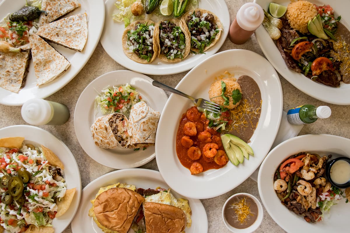 Mo's Burritos Restaurant Delivery Menu | Order Online | 705 N Neil St ...