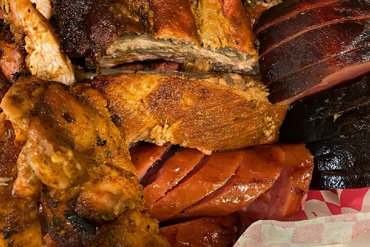 LEONS SMOKE SHACK BARBEQUE - Tulsa, OK Restaurant | Menu + Delivery ...