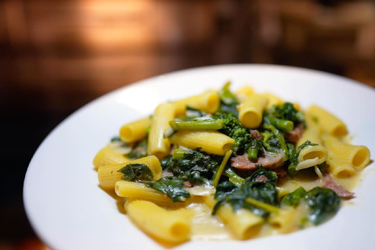 G'Zepps Pizza Old School Italian - Old Bridge, NJ Restaurant | Menu ...