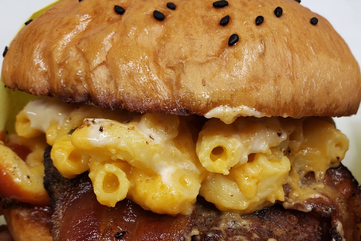 Beez Burgerz Delivery Menu | Order Online | 1434 Southwest Park Avenue ...