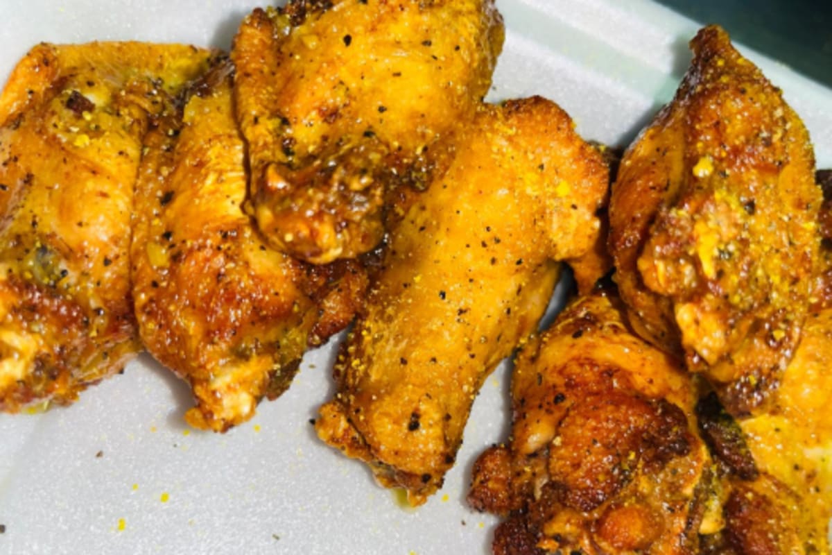 Wingz University Delivery Menu | Order Online | 2115 E Gwinnett St ...