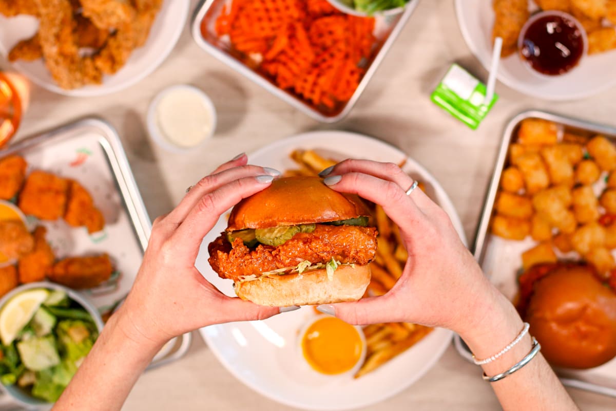 BB's Crispy Chicken Delivery Menu | Order Online | 1147 Parkside Main ...