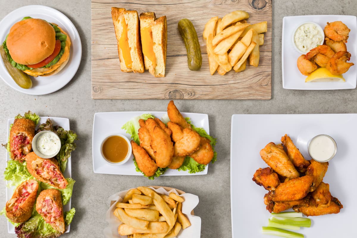 Junior's Restaurant - Brooklyn, NY Restaurant | Menu + Delivery | Seamless