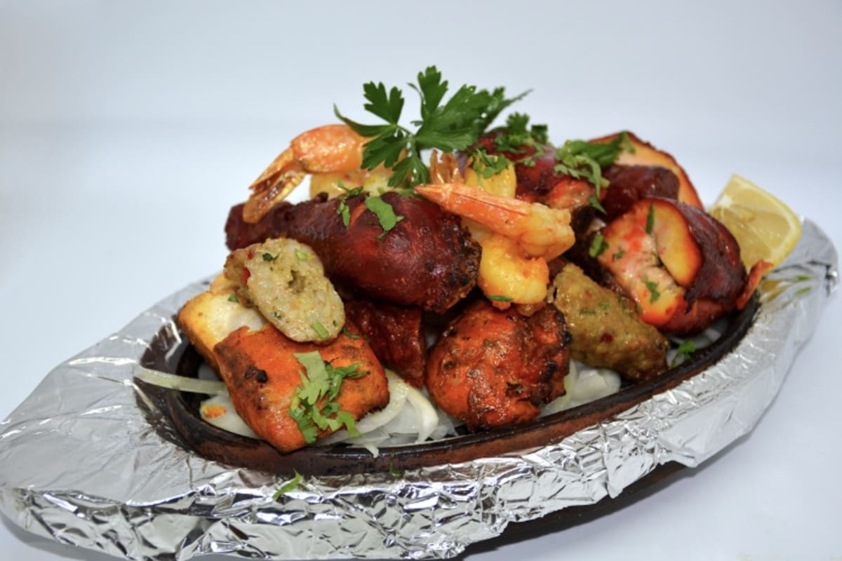 Himalayan Sherpa Kitchen Delivery Menu | Order Online | 410 Sheridan Rd ...