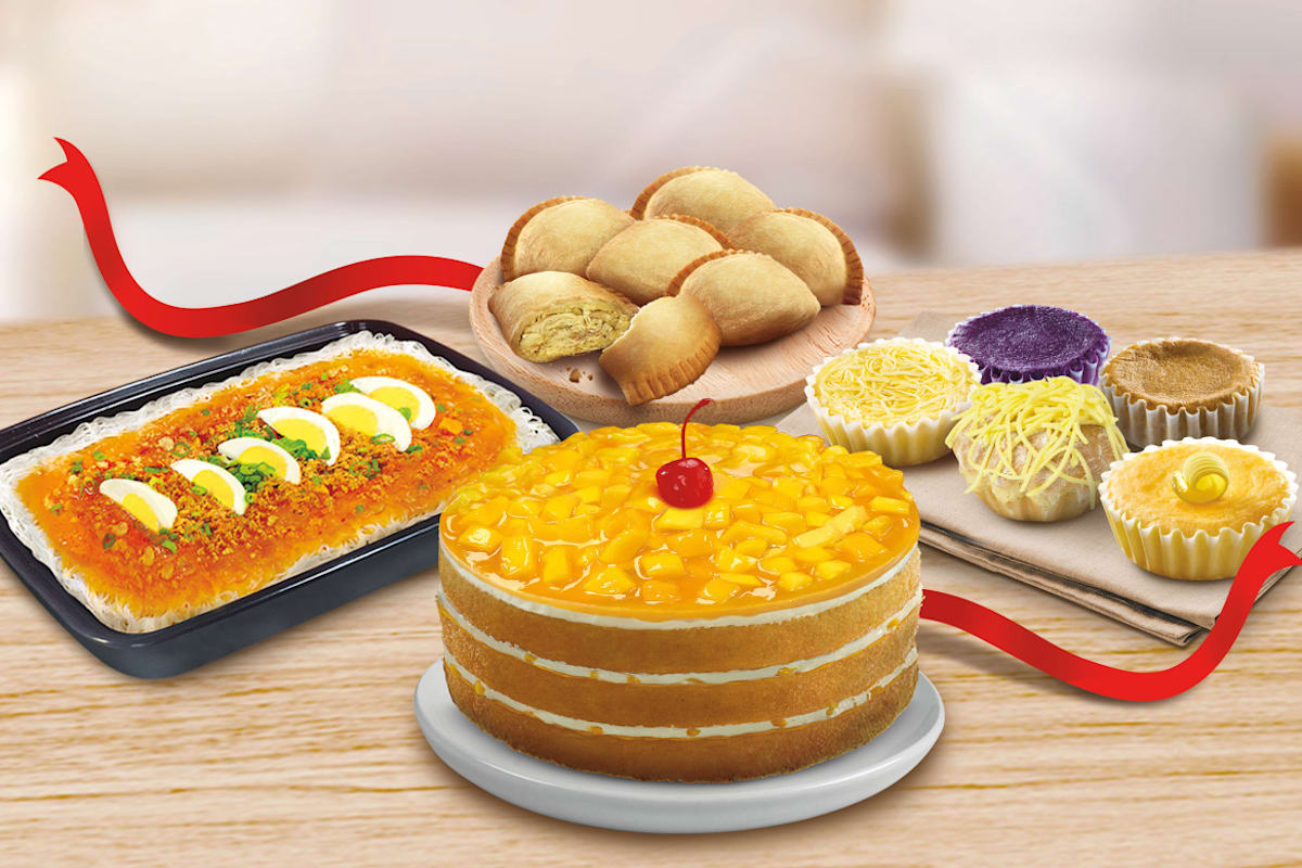 Red Ribbon Bakeshop - Los Angeles, CA Restaurant | Menu + Delivery ...