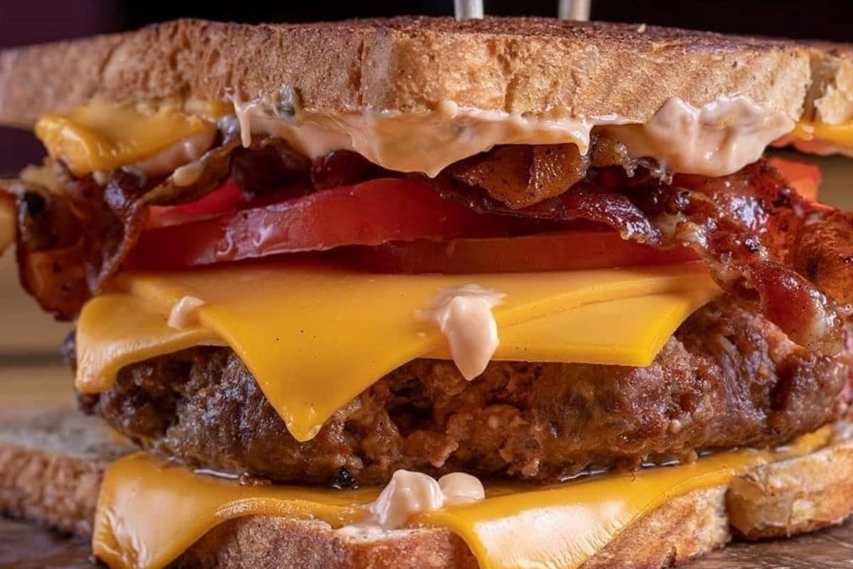 Old Toms Sports Bar - Miami, FL Restaurant | Menu + Delivery | Seamless