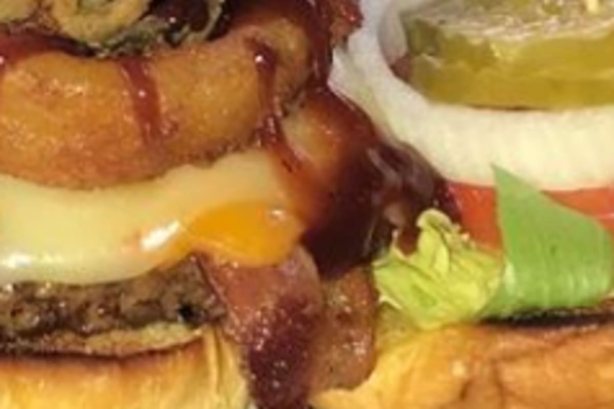 Irish Bred Pub - Carrollton Delivery Menu | Order Online | 210 Adamson ...