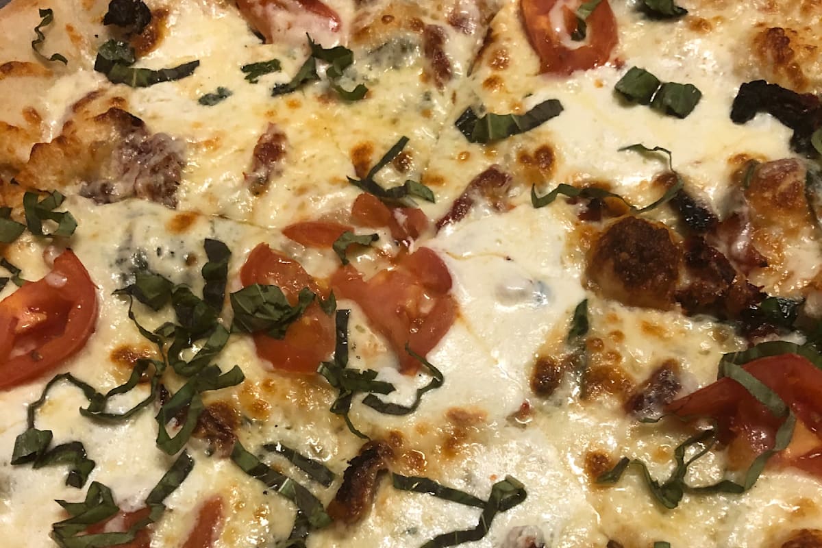 Fabulous Pizza Delivery Menu | Order Online | 1807 Jerry Jones Dr ...