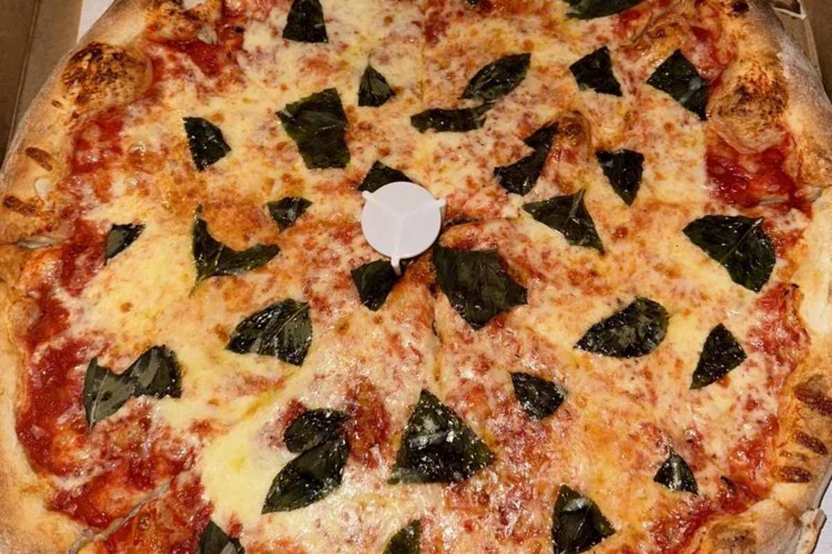 Leonardo's Pizza Delivery Menu | Order Online | 41-10 49th St Queens ...