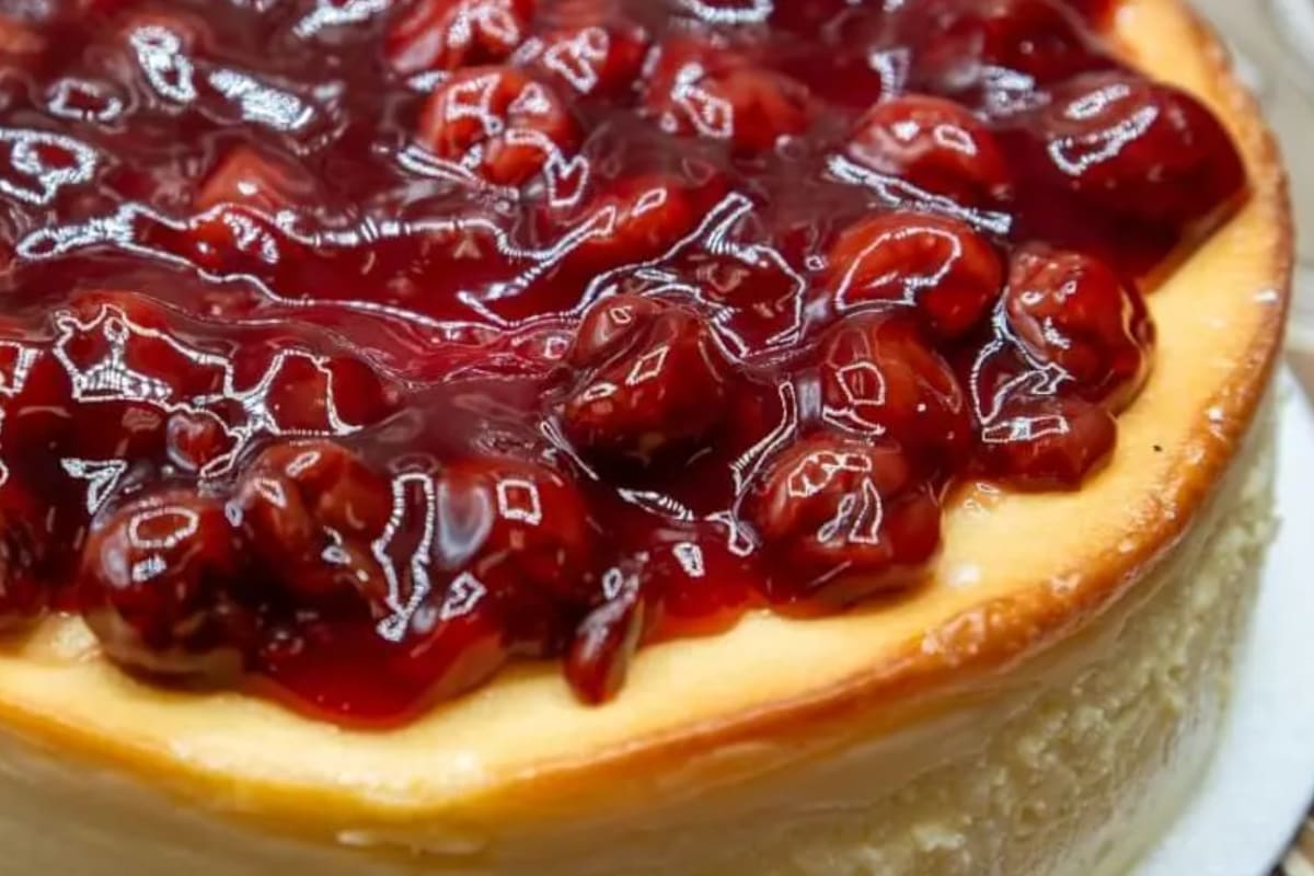 Deluxe Italian Bakery - Runnemede, NJ Restaurant | Menu + Delivery ...