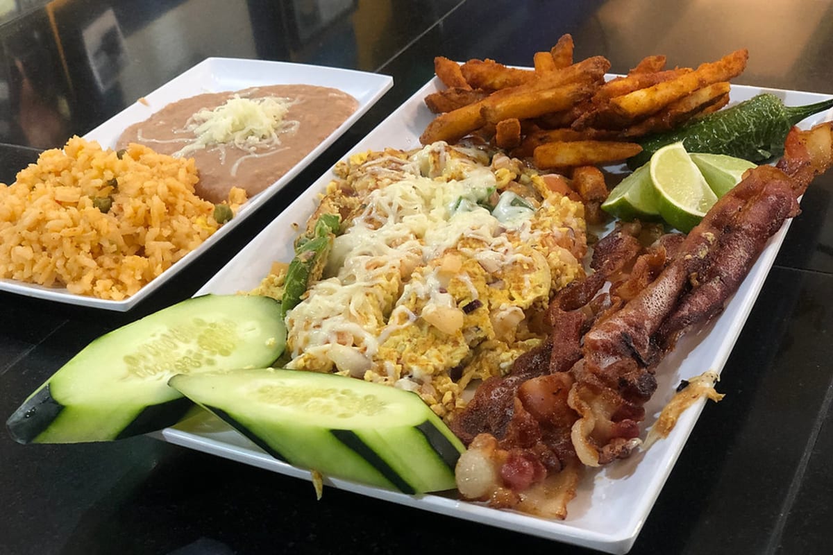 Pollo Cris Cris Delivery Menu | Order Online | 2462 S Blue Island Ave ...