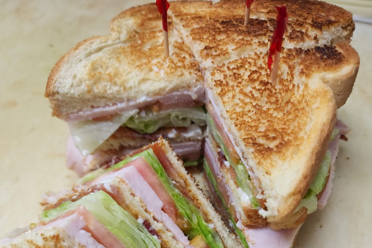 Alex's Royal grill Delivery Menu | Order Online | 2495 Livernois Road ...