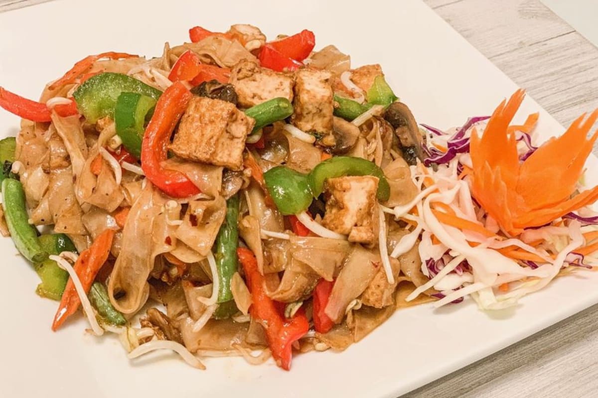 Savanh Thai Kitchen Delivery Menu | Order Online | 1750 Opelika Rd ...