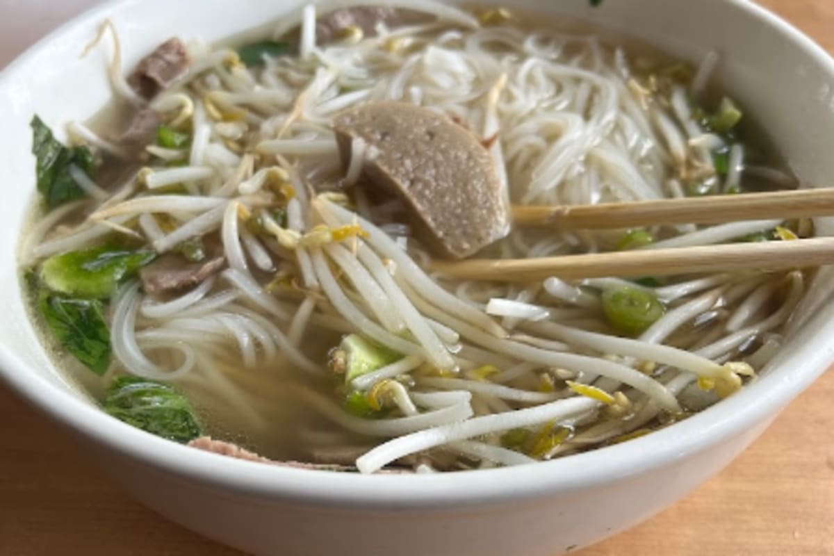 Pho Chef Delivery Menu | Order Online | 3540 W Dublin Granville Rd ...