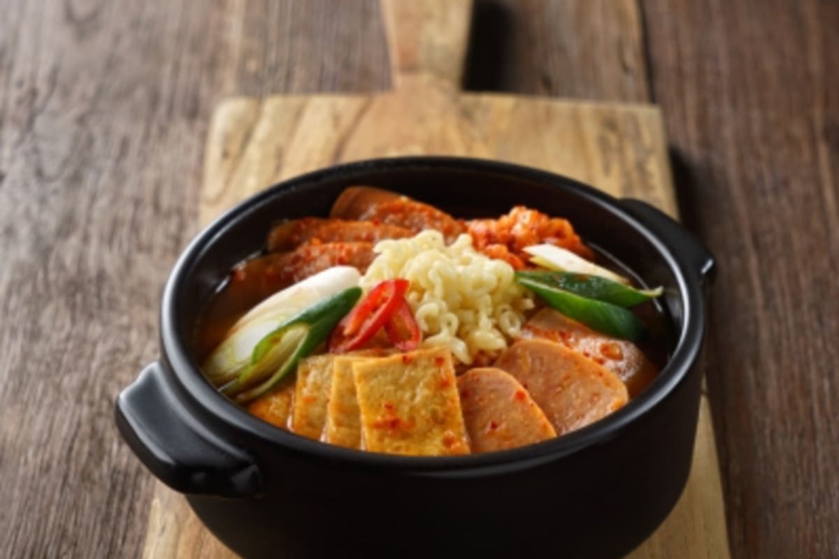 Lim's Kitchen (Manhattan) Delivery Menu | Order Online | 242 E 40th St ...