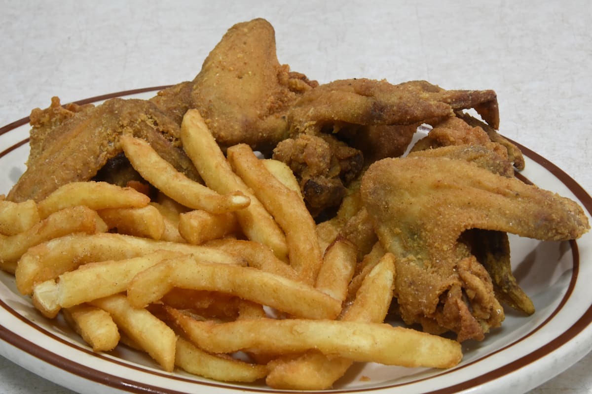 Chubbie's Chicken and Pizza Delivery Menu | Order Online | 619 High St ...