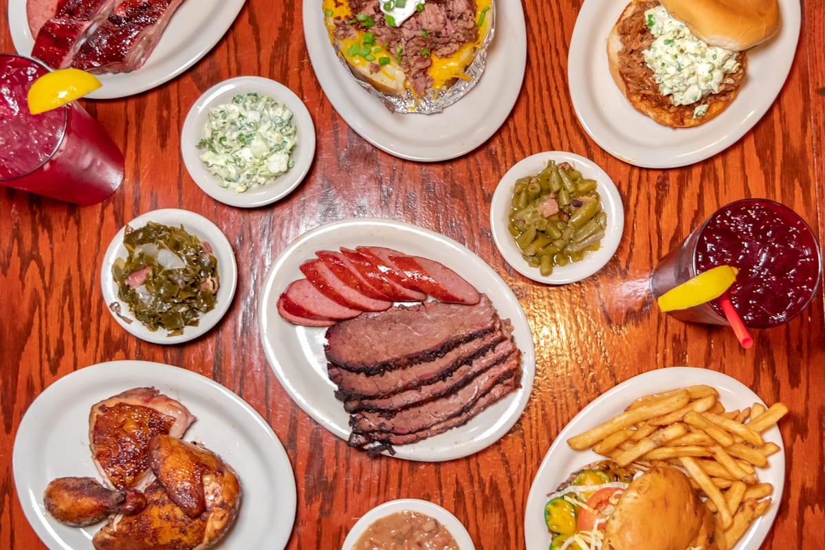 Hoot's Smokehouse Delivery Menu | Order Online | 7648 Canal St Houston ...