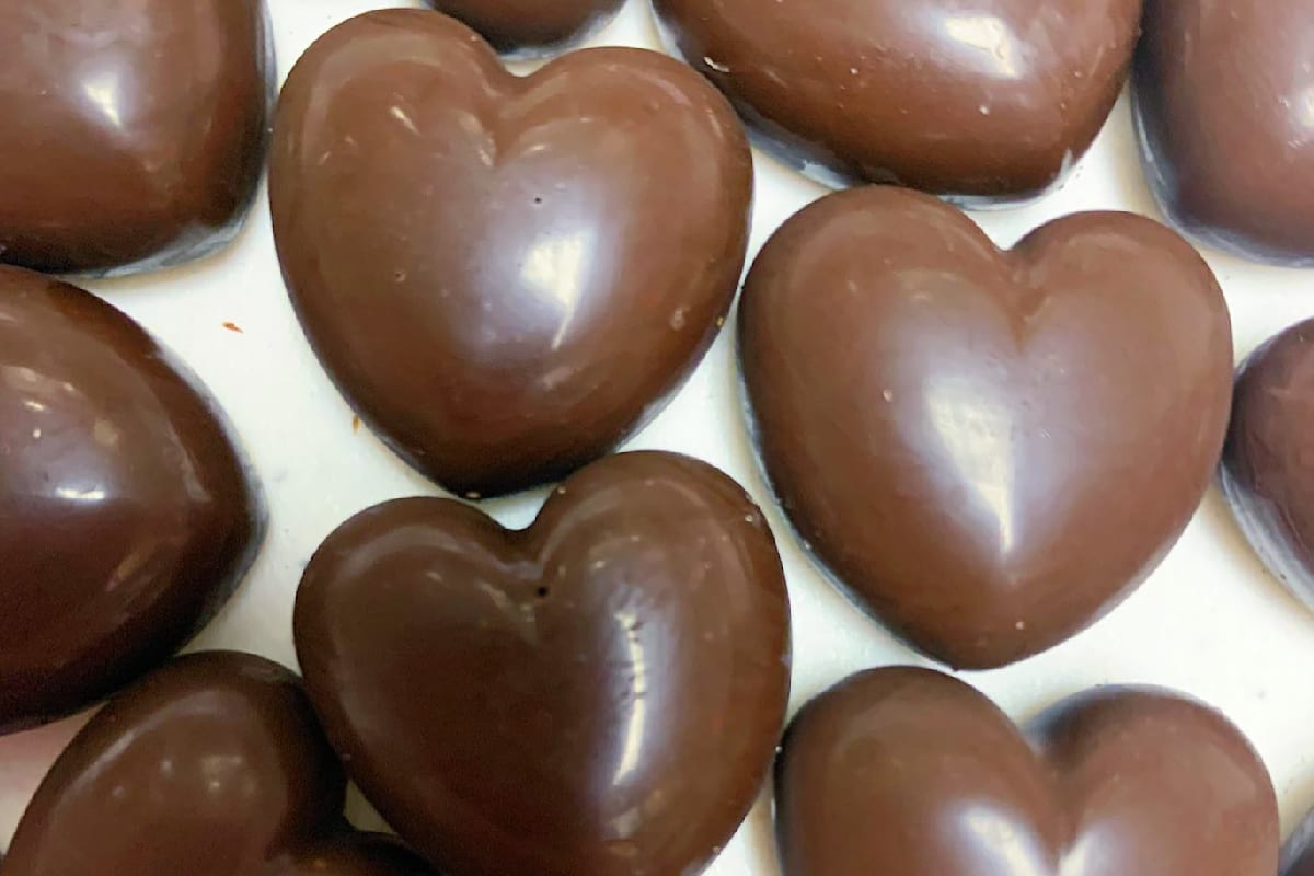 Wandering Sweets Delivery Menu | Order Online | 512 Bay Ave Point ...