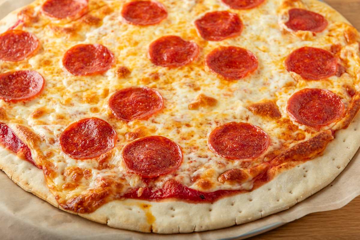 WG Pizzas Delivery Menu | Order Online | 2819 North Southport Avenue ...