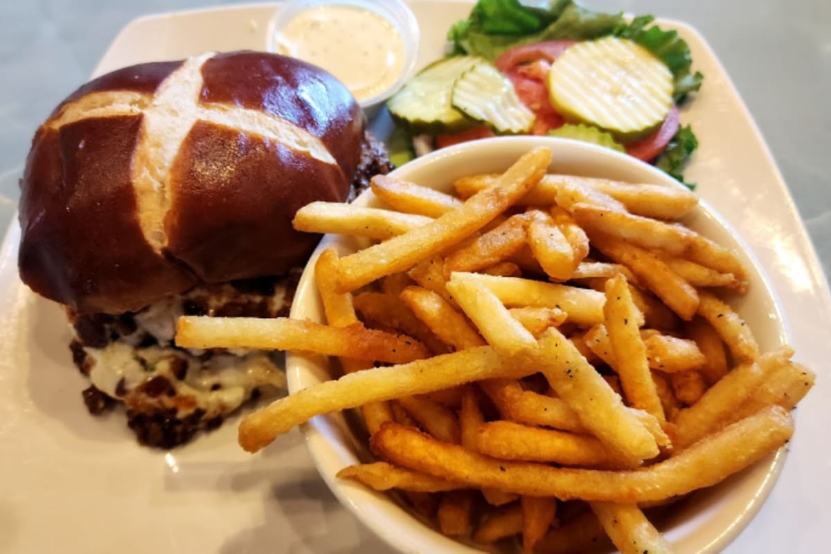 Three Kings Public House Delivery Menu | Order Online | 40 Ronnie's ...