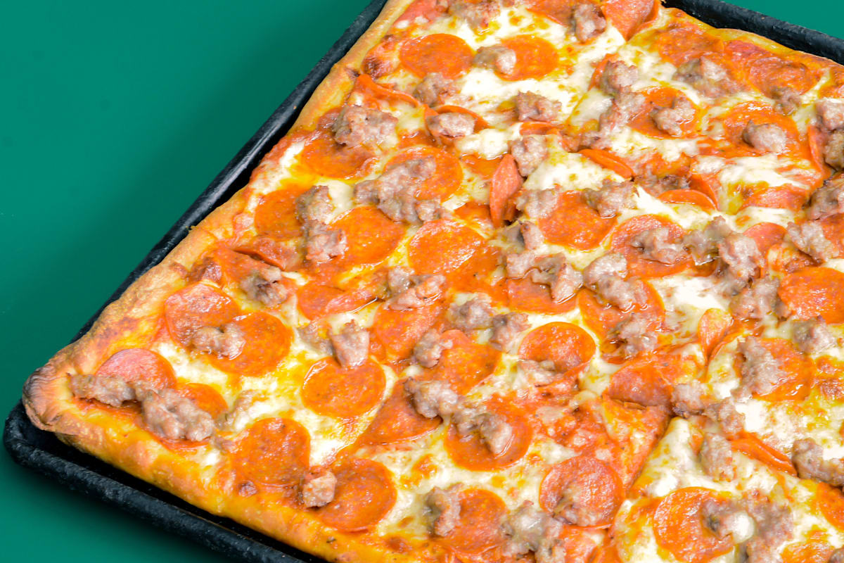 Al's Famous Pizza Delivery Menu | Order Online | 1231 Lakewood Rd Ste 4 ...