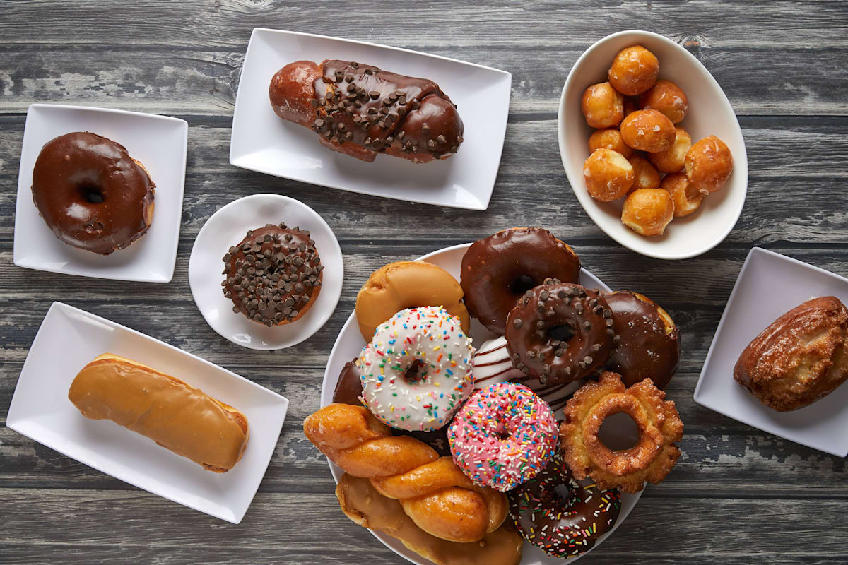 Foster's Donuts Delivery Menu | Order Online | 7850 White Ln # D ...