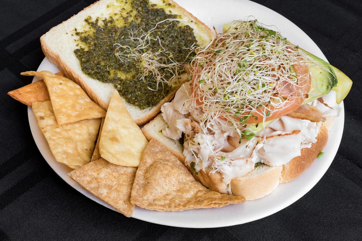 Munchie's Cafe Delivery Menu | Order Online | 728 Chestnut St ...