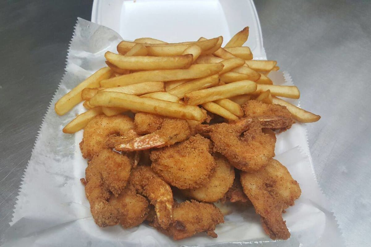 Pop's Fish & Chicken Delivery Menu | Order Online | 2413 State Street ...