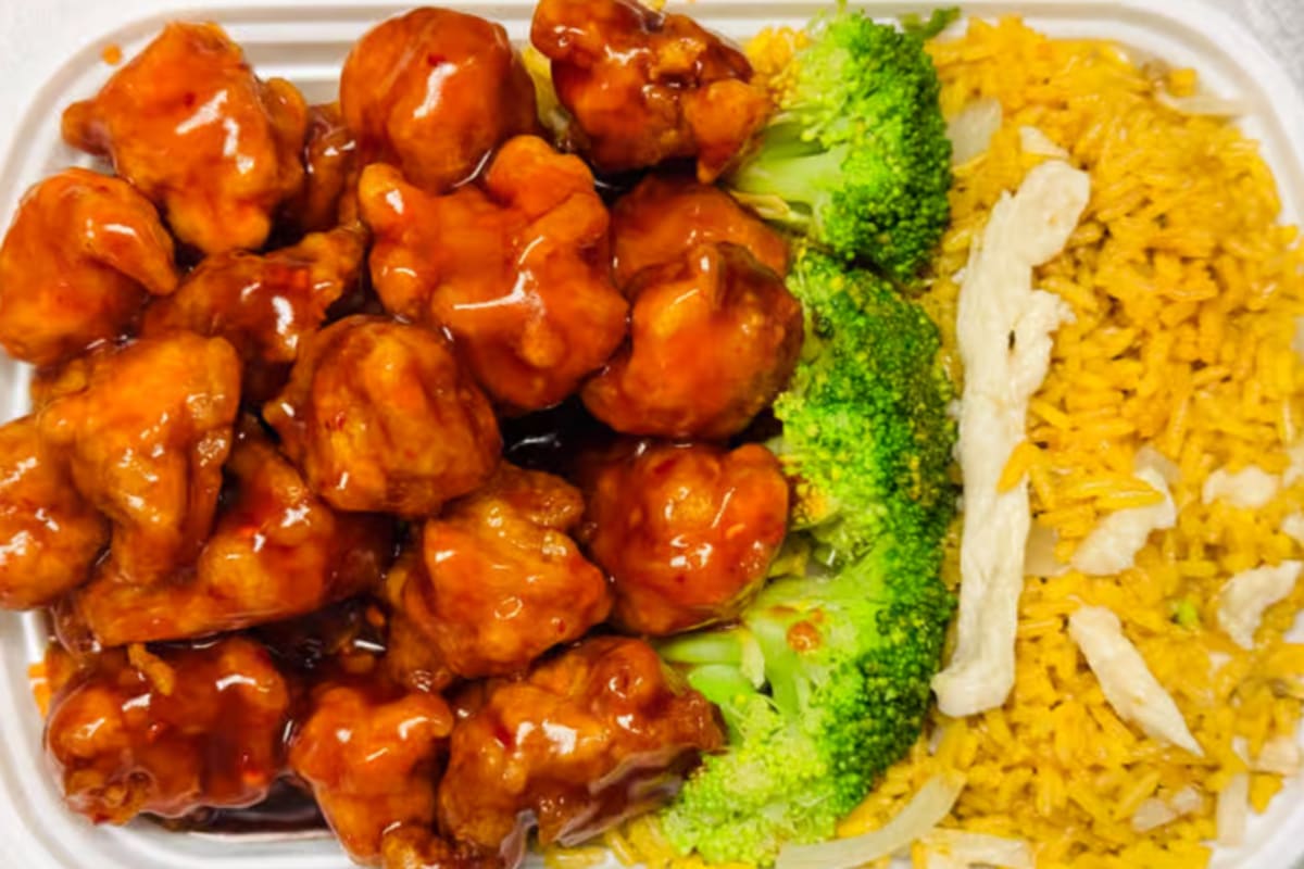 Panda Hut Chinese Restaurant Delivery Menu | Order Online | 7136 W Greenfield Ave Milwaukee ...