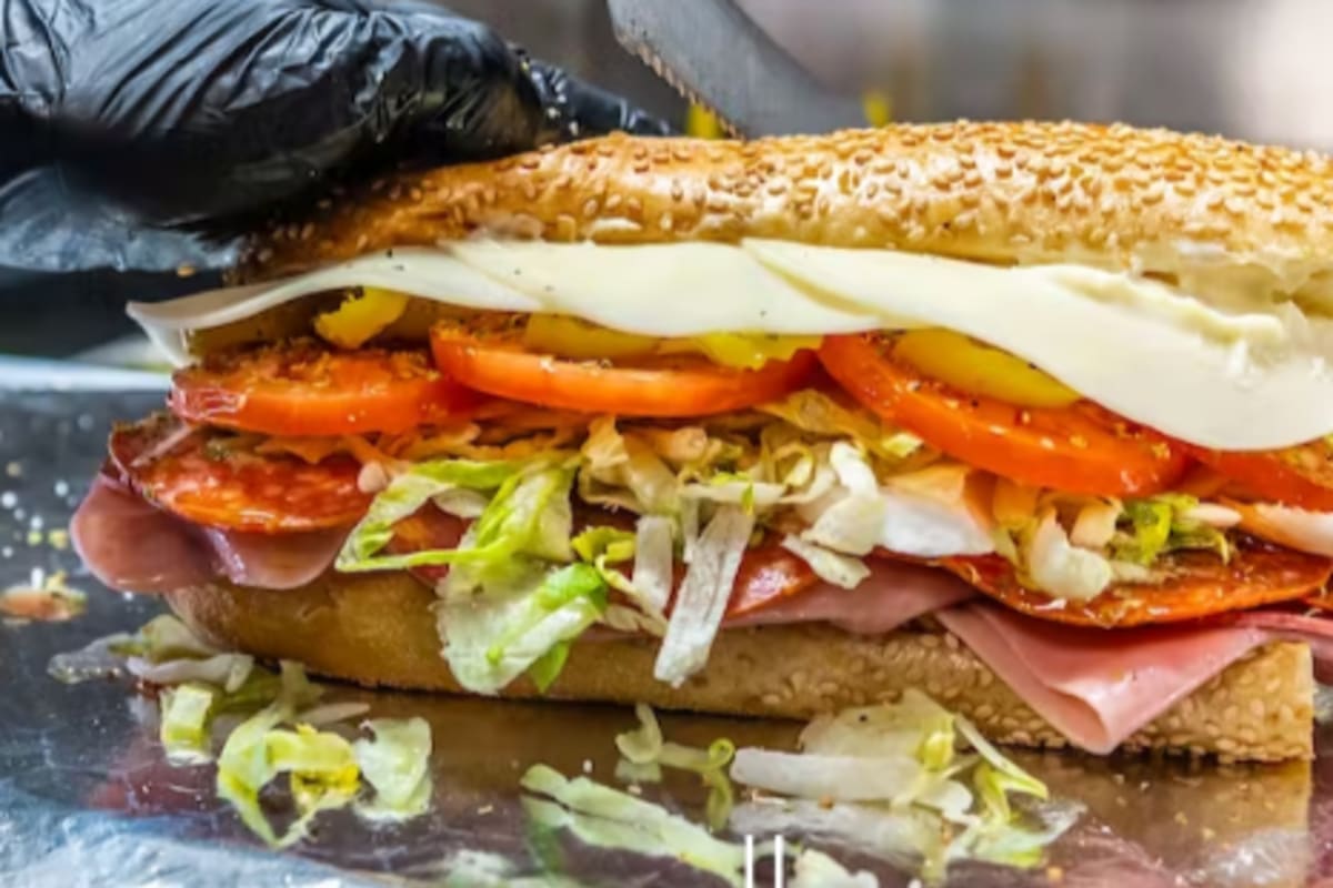 Cheat's Cheesesteak Parlor Delivery Menu | Order Online | 913 Pecan ...