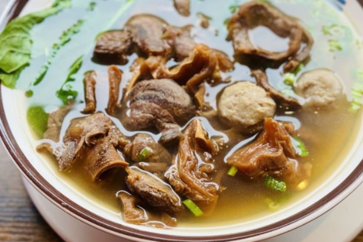 Heng Feng Rittenhouse Delivery Menu | Order Online | 274 South 20th ...