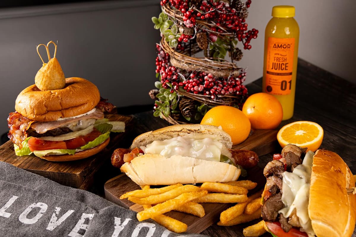 Amor em Pedaços Bakery Delivery Menu | Order Online | 5576 ...