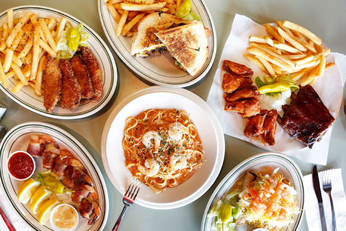 Coach's Grill & Sports Bar Delivery Menu | Order Online | 1573 S ...