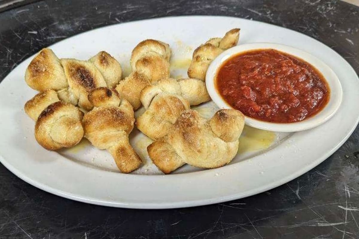 The Omelet Shop/Big 10 Tavern Delivery Menu | Order Online | 4703 SW ...